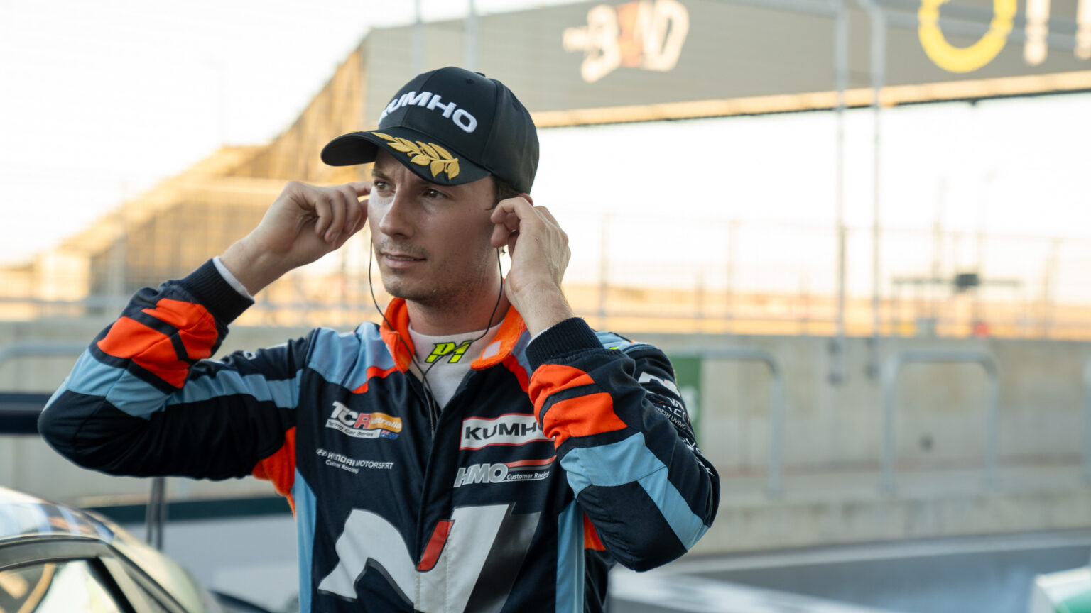 Josh Buchan wins fourth round of 2024 TCR Australia Championship with ...